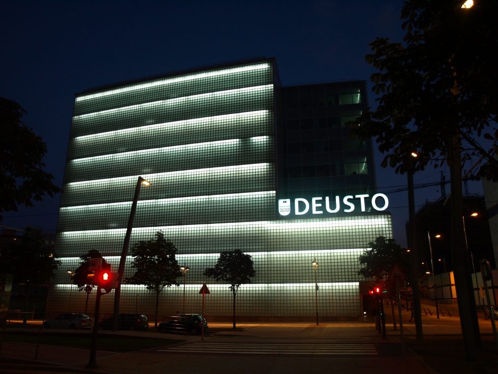 Fachada Biblioteca Deusto - Amenabar Construcciones